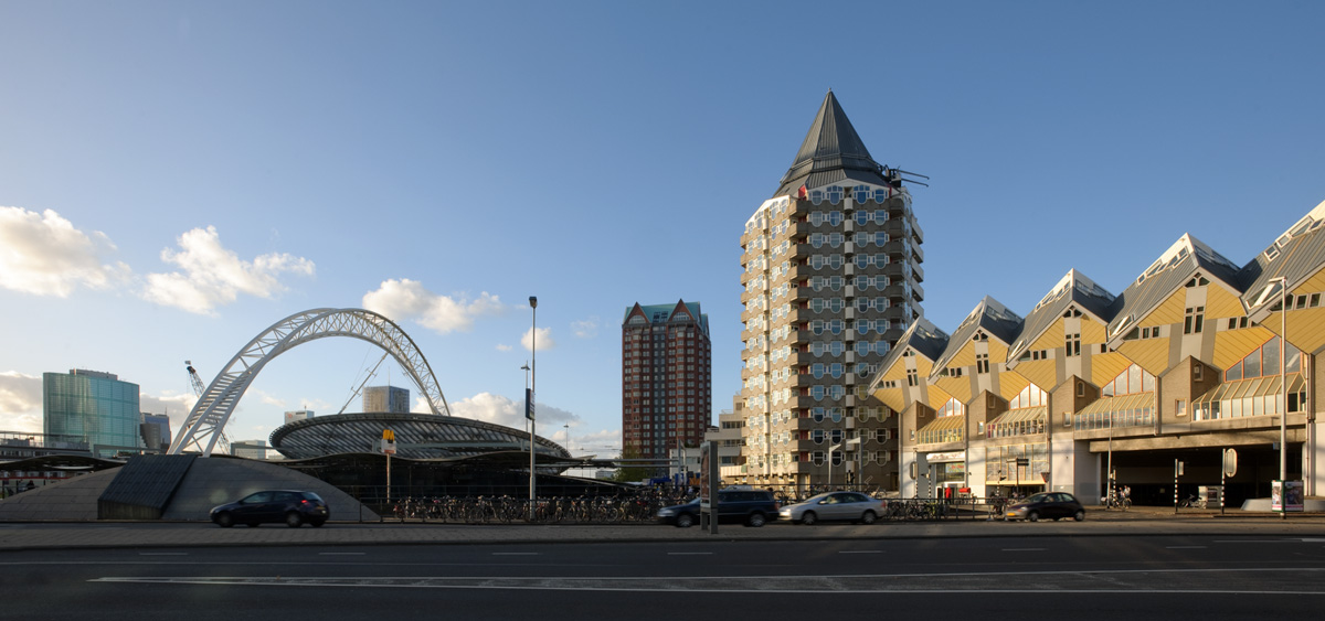 Potlood gezien vanaf De Blaak, Rotterdam | Fotograaf Dirk Verwoerd ...